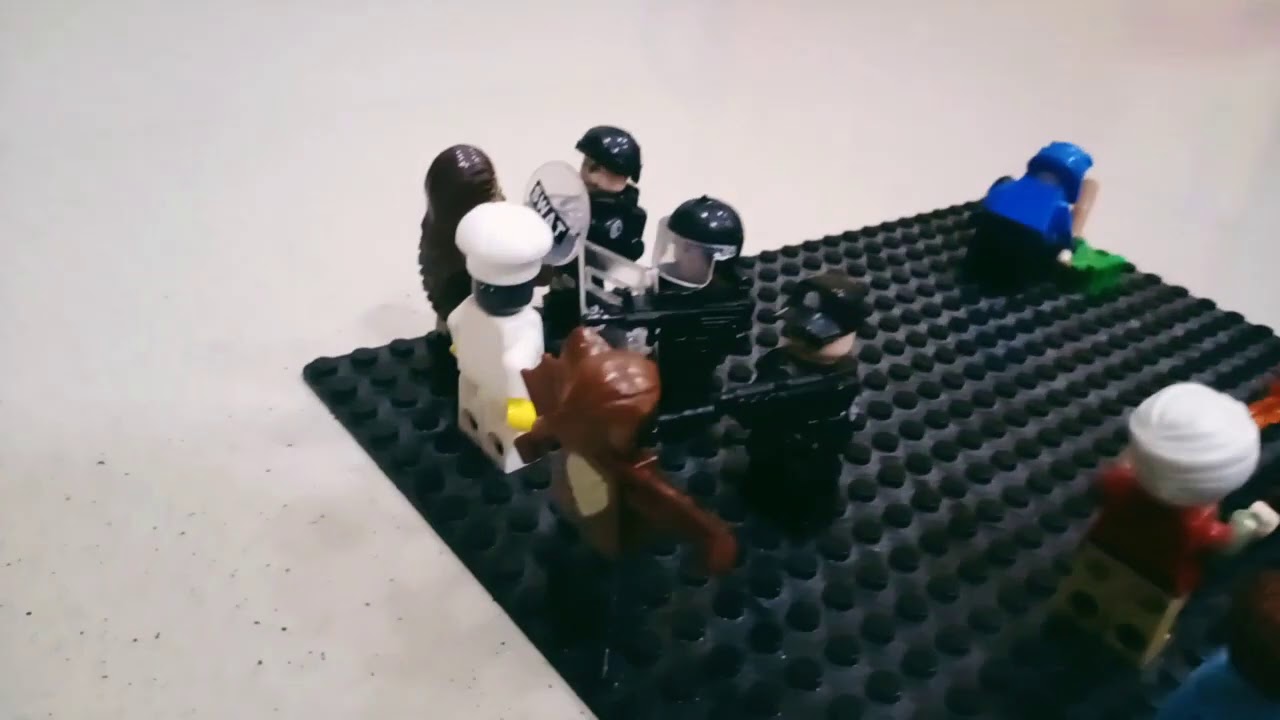 lego swat zombie appocalypse - YouTube