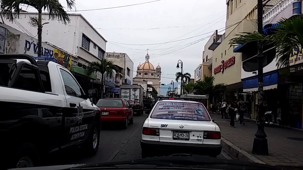CONOSCA EL CENTRO DE COLIMA CALLE MADERO 2016 - YouTube