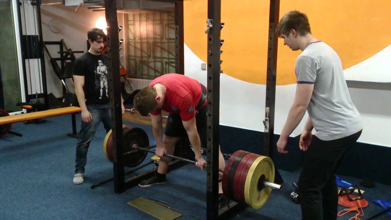 RAW Box-Deadlift 5x250 kg - YouTube