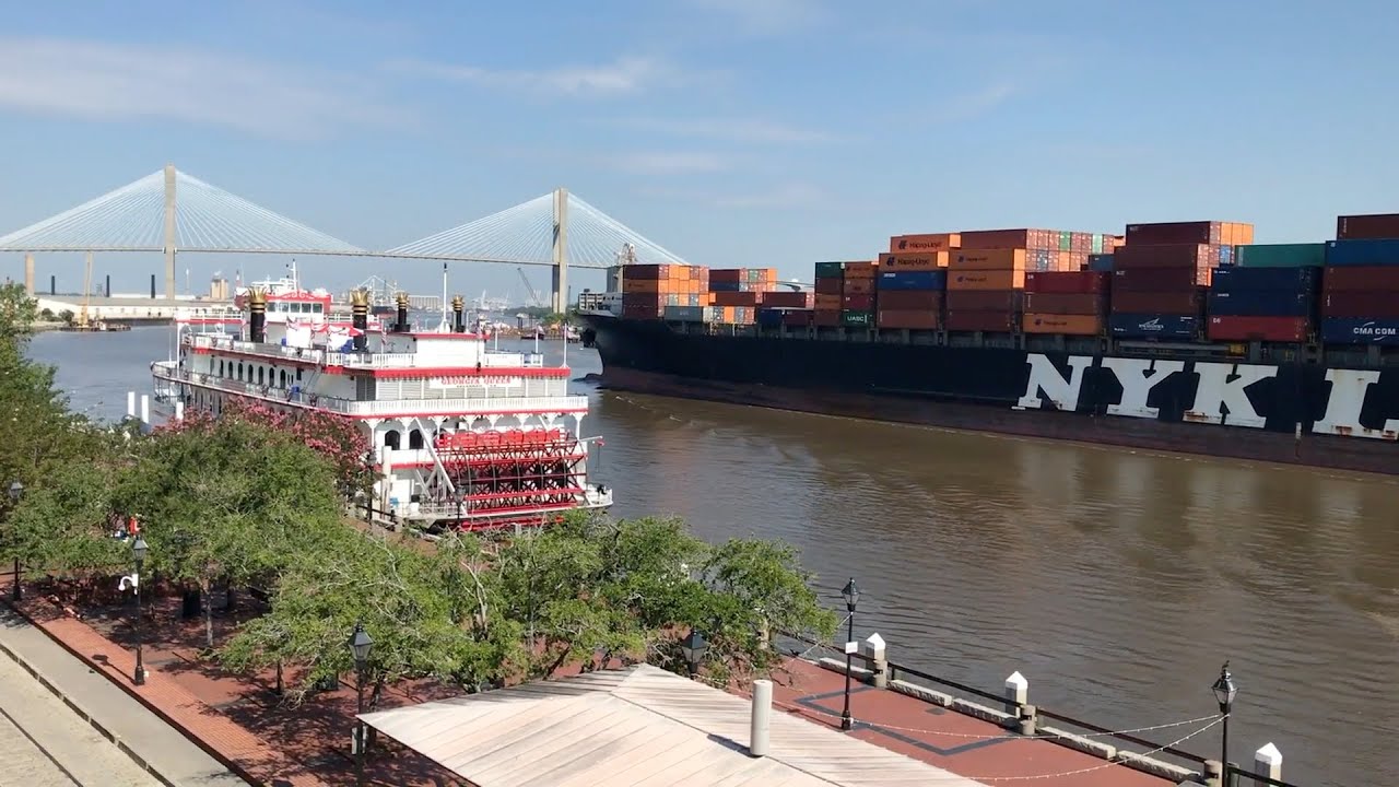 Savannah, Georgia - Container Ship Sails Along the Savannah River (2017 ...