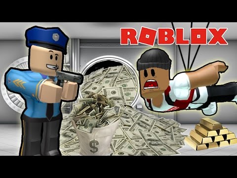 ROBBING A BANK IN ROBLOX - YouTube