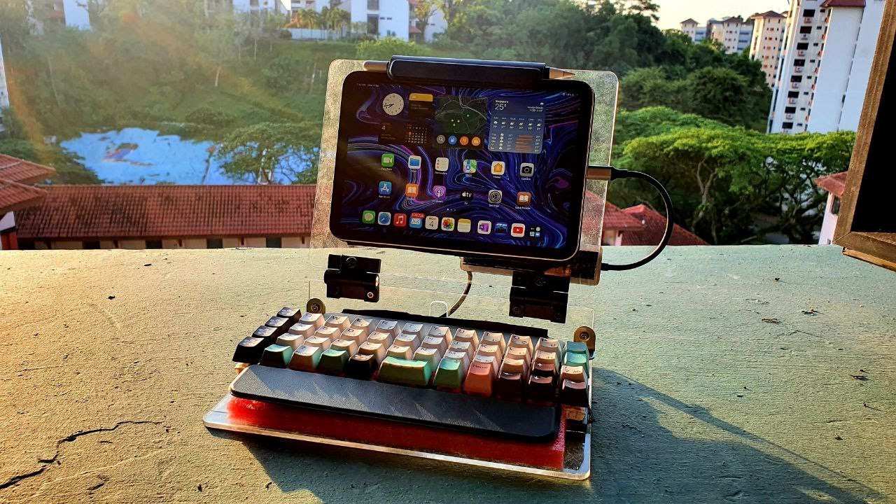 Turning my iPad Mini 6 into a Laptop - YouTube