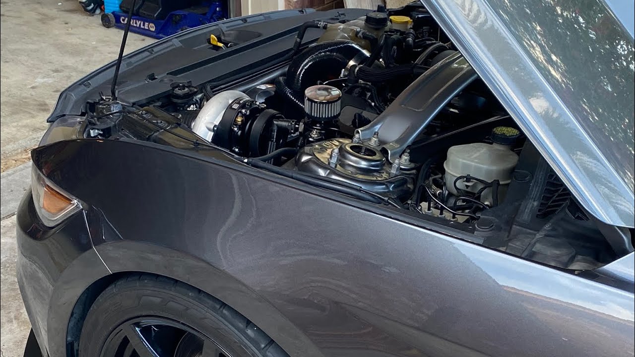 ESS g3 mustang in Mexico vs P100D 🤔, ZL1 no problem - YouTube