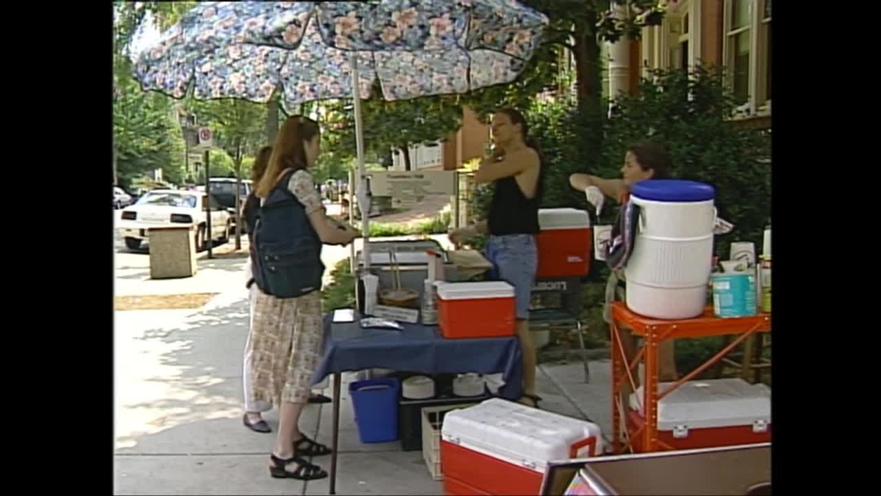 Middle Eastern food cart opens at VCU in Richmond, Virginia - YouTube