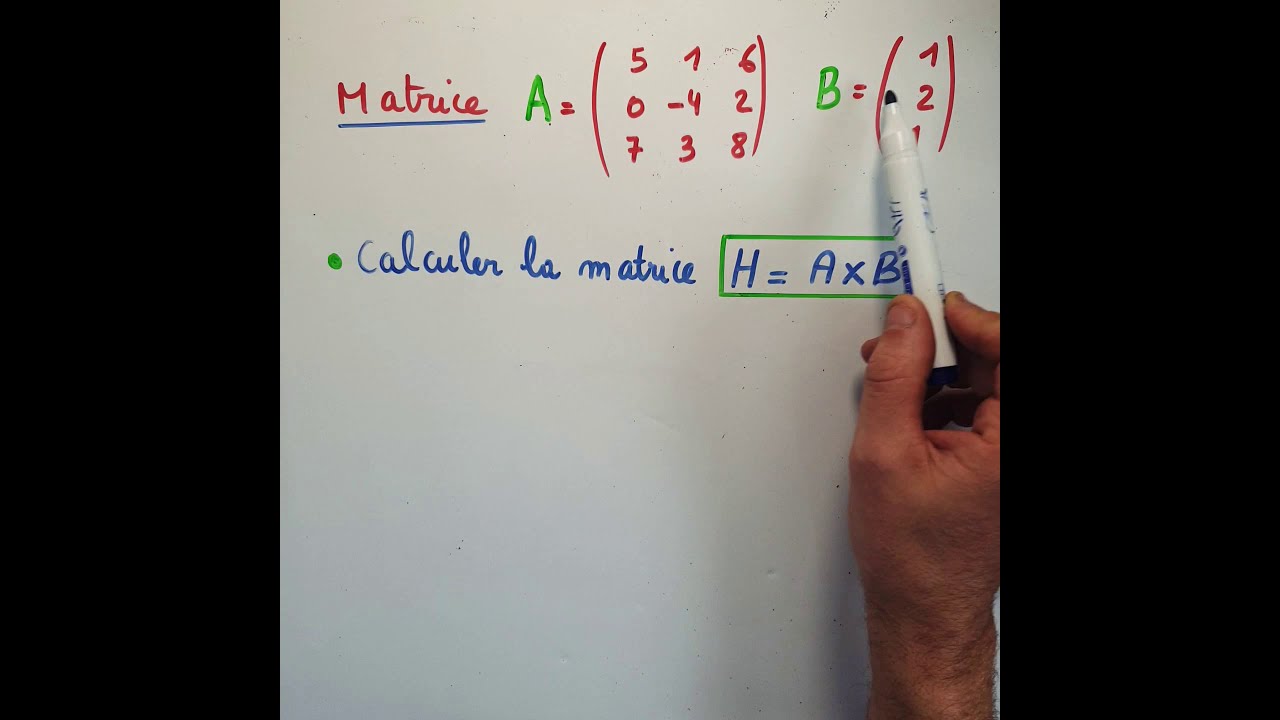 Calculer le produit de deux matrices - Terminale - Maths expertes - YouTube