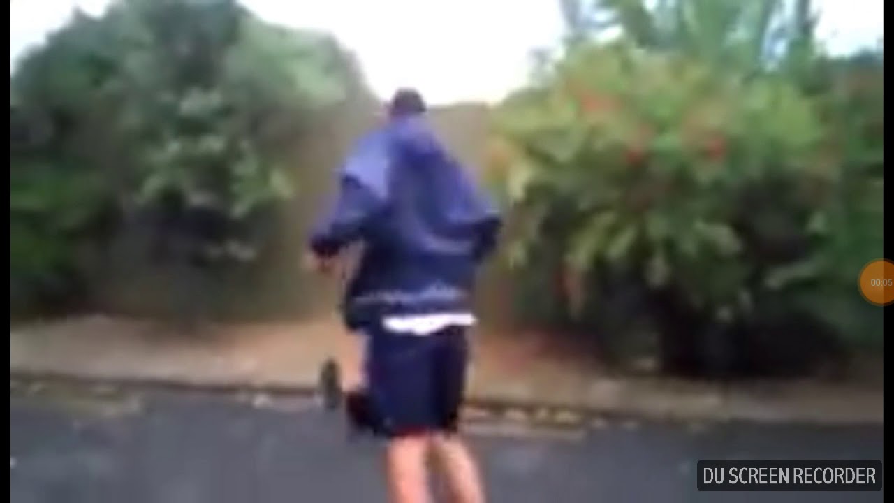 Jahmal_B vs Tongan Crip - YouTube