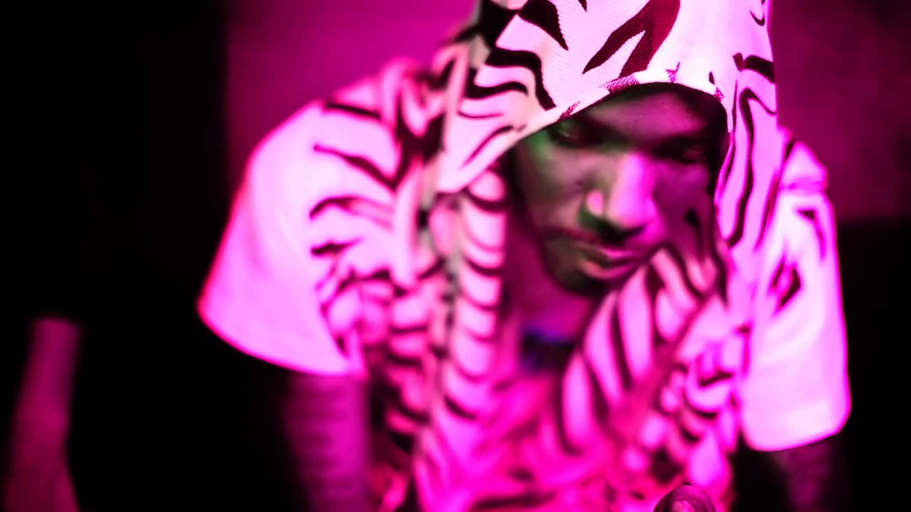 Neako - "The Lufthansa Heist" (feat. Young Jab) [Official Video] - YouTube