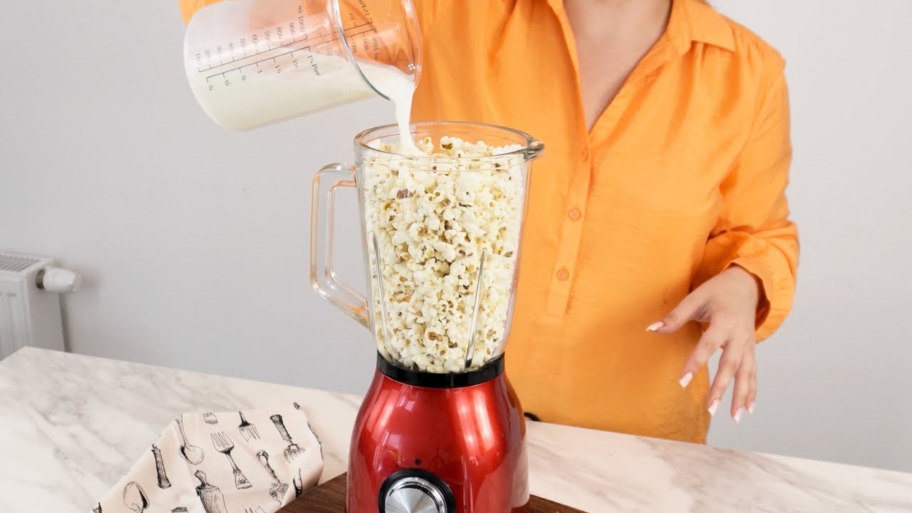 Pour the popcorn into the blender. This is a real surprise! - YouTube