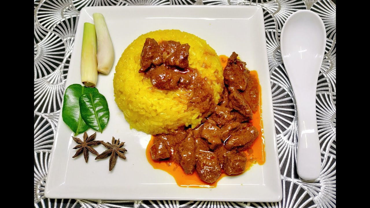 Beef Rendang + turmeric glutinous rice, Asian cuisine unique flavor ...