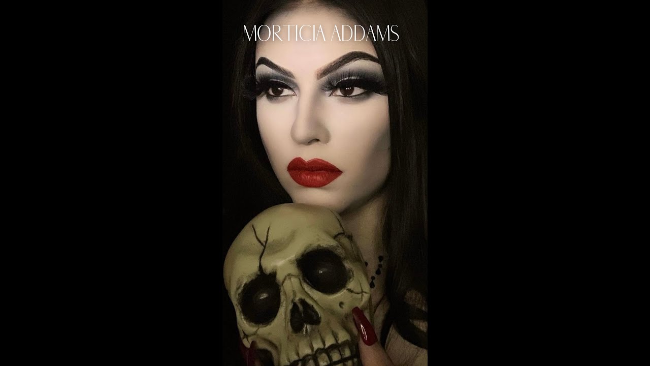 Morticia Addams Makeup Tutorial🕷🥀 - YouTube