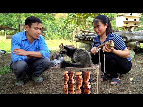 Good deed: Xabi caught rare wild animal and decided to release it back into the forest. ly tu tay vn