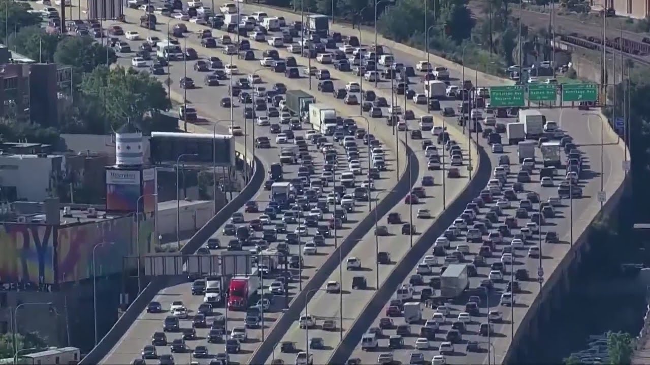 Plans to turn parts of all Chicago expressways into tollways - YouTube