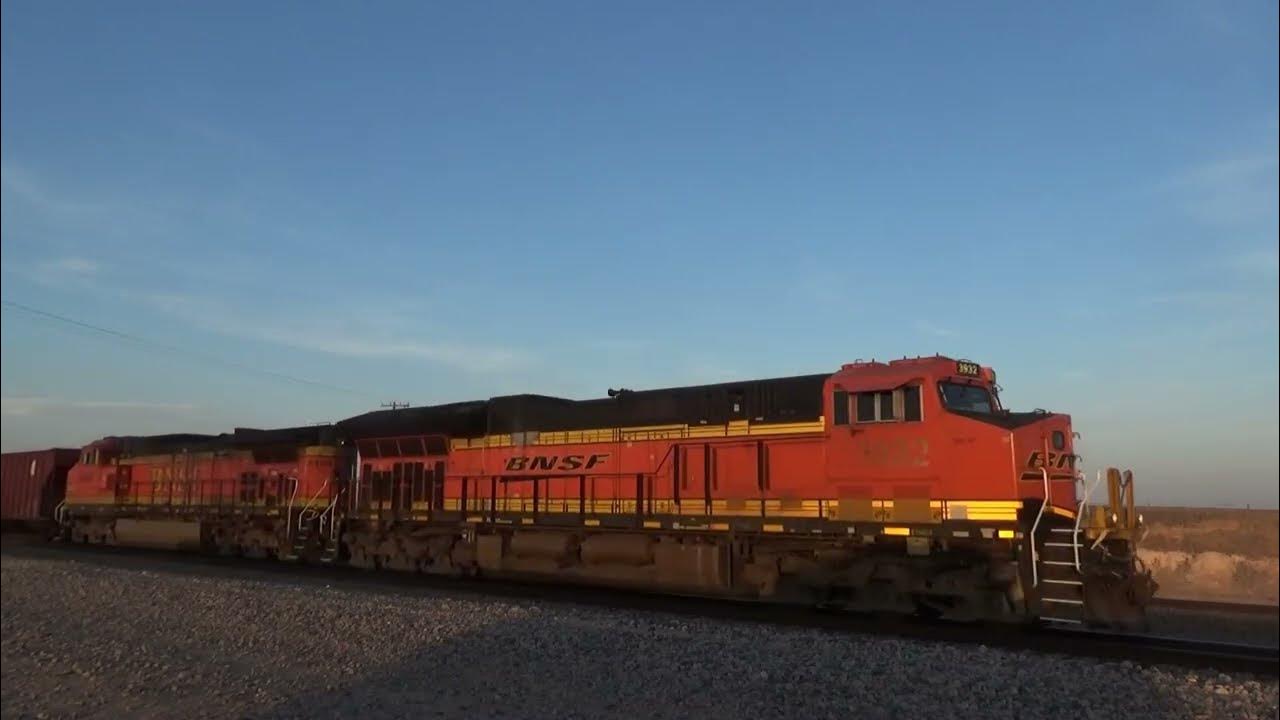 Railfanning On The BNSF Southern Transcon in Texas Part 3 March 2025 FT H2s and a GEO train ...