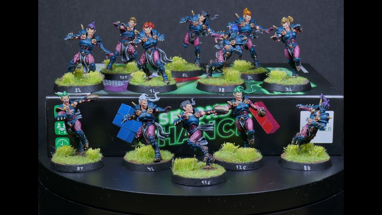 Elven Union Blood Bowl team parade level showcase - YouTube