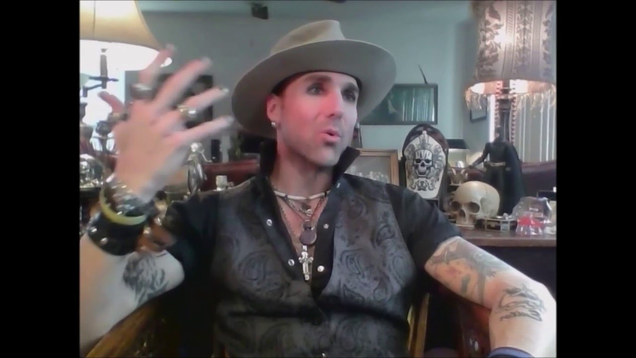 MATT WIGGINS Stone Temple Pilots Lead Singer Submission Introduction ...