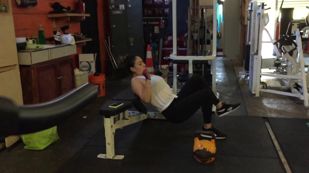 One leg hip thrust (BW) - YouTube