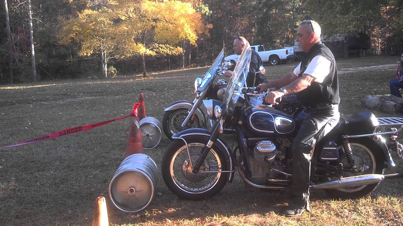 1972 moto guzzi keg race - YouTube