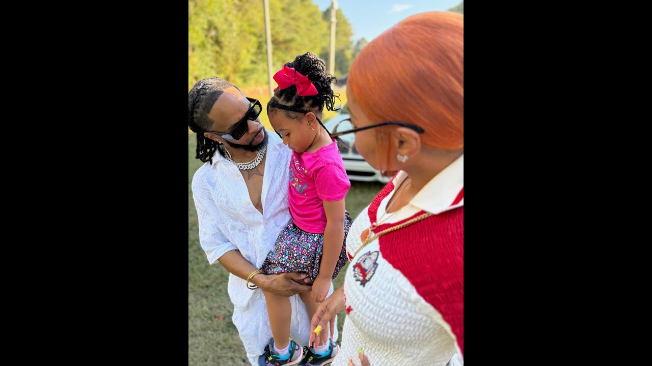 When Trill’s Baby Momma tells him to keep poppin' it! - YouTube