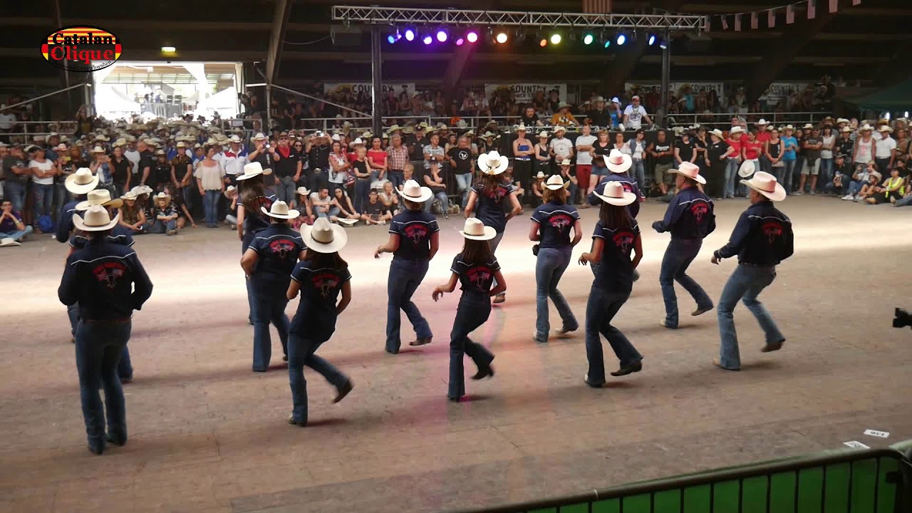 Line Dance Boomerang, Choreo: Adriano Castagnoli / Wild Country - YouTube