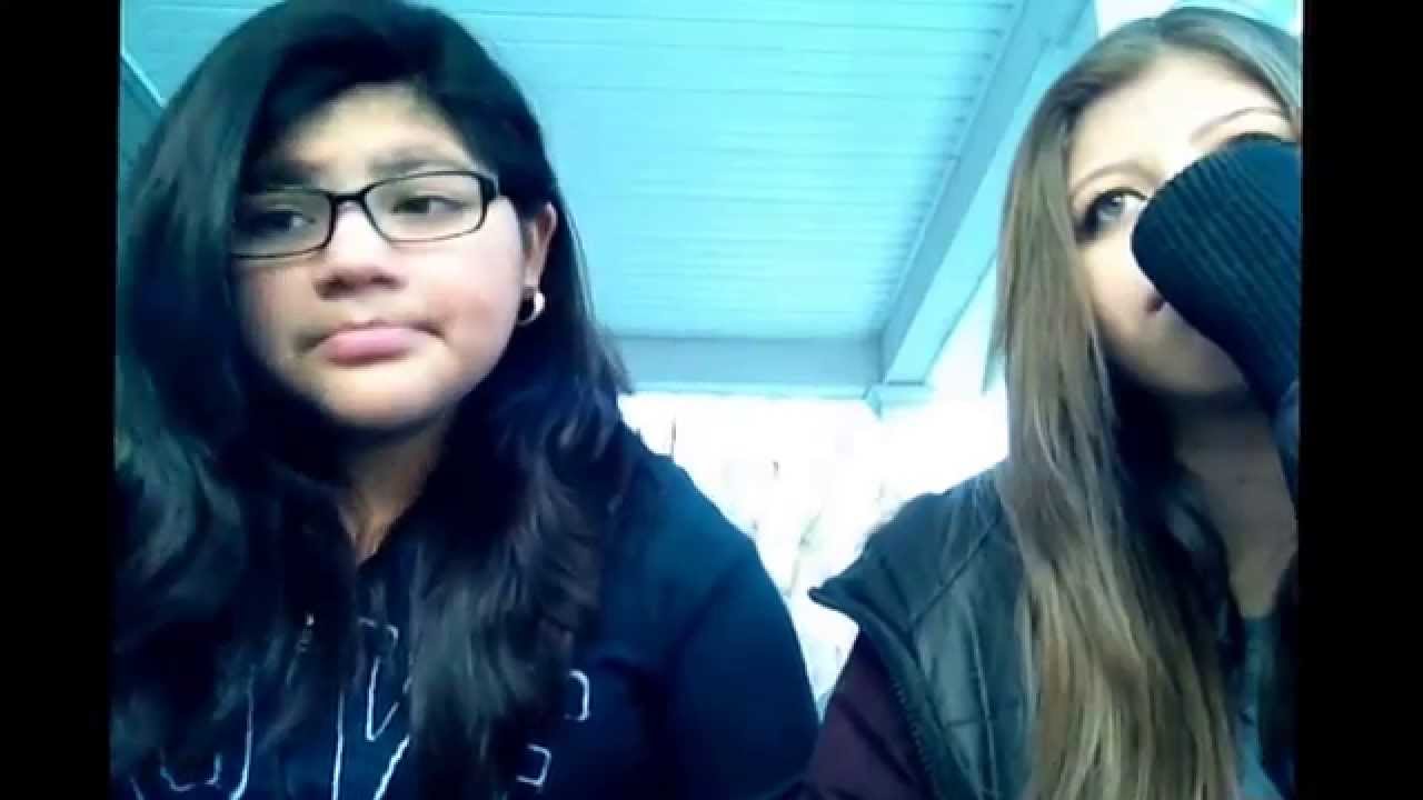 Playing would u rather with bestie it's so fun - YouTube