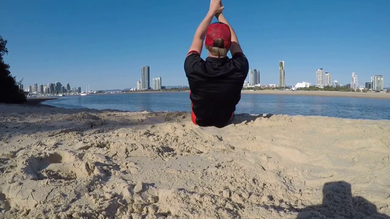 The Best Exercises for Swimmers: The Supine Reach Crunch - YouTube