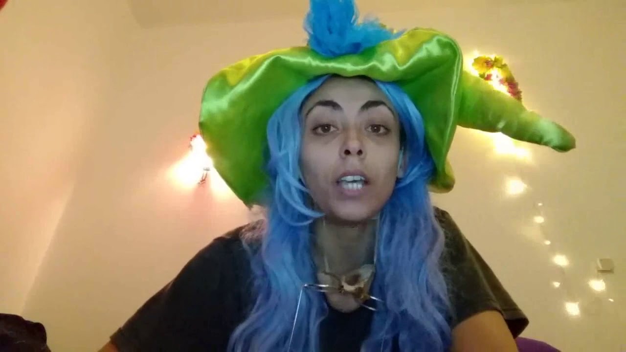 Frog Prince Puppet Workshop Arabic - YouTube
