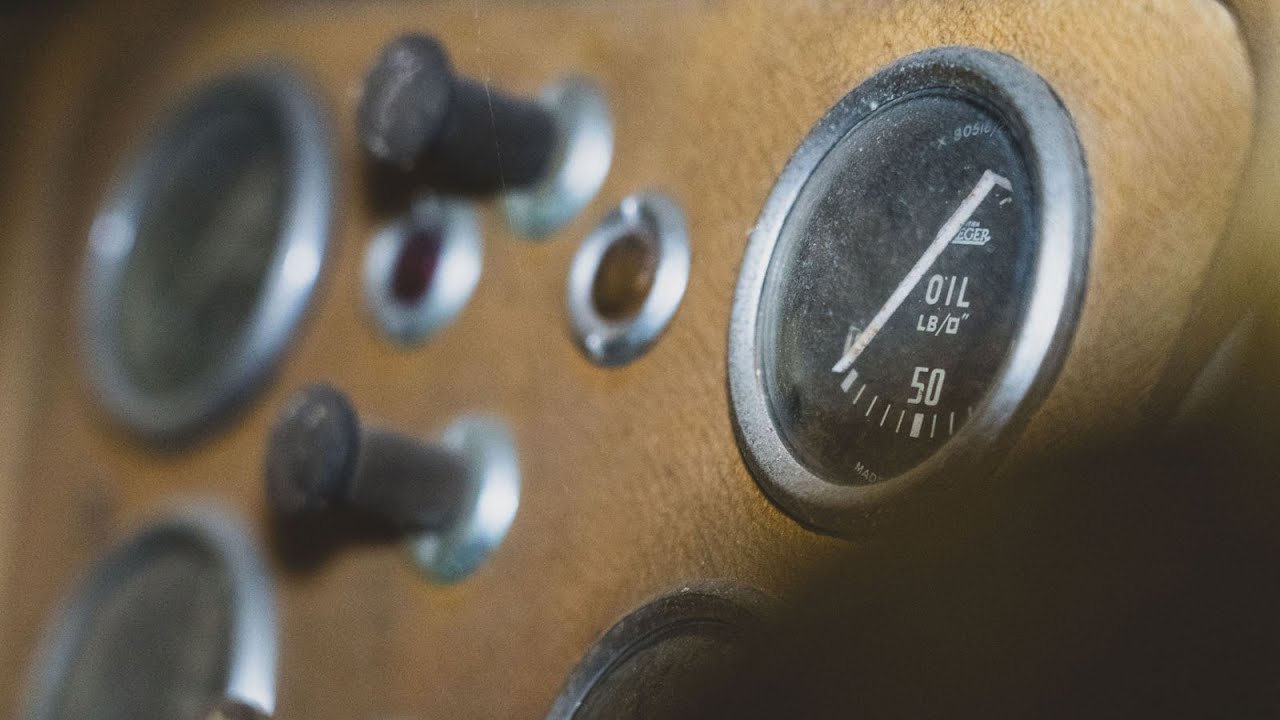 1957 Triumph TR3 - Interior Review - YouTube
