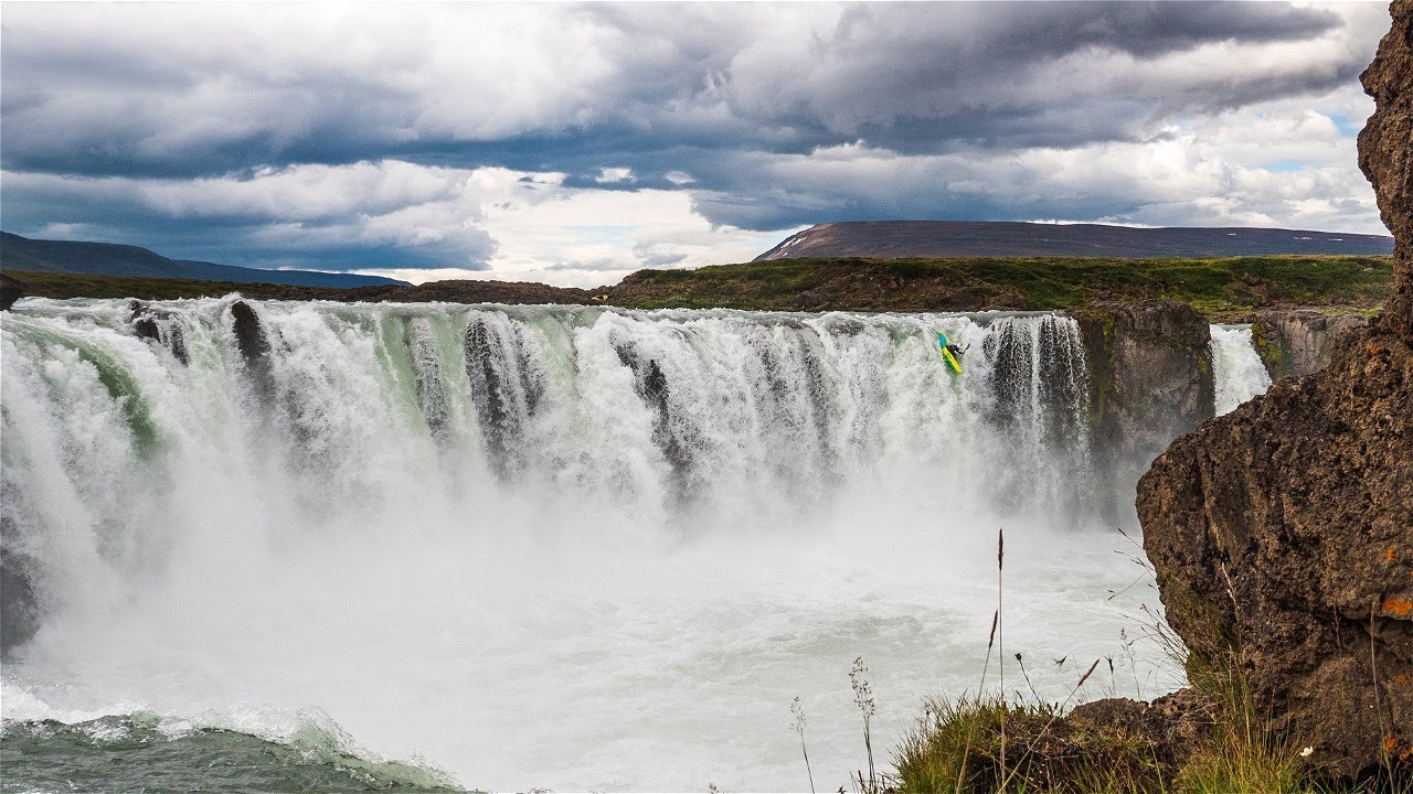 Catching the Free Fall Bug: Iceland 2020 - YouTube