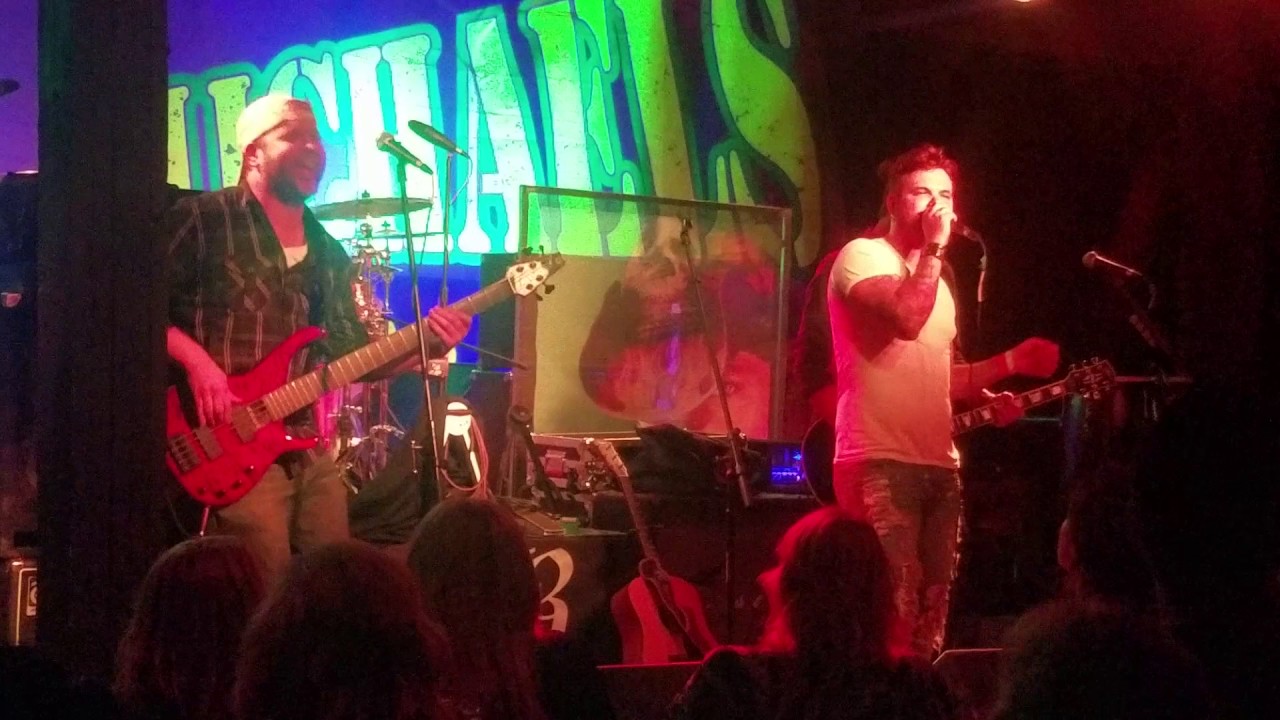 Chase Skinner - Crank it Up (Live) - YouTube