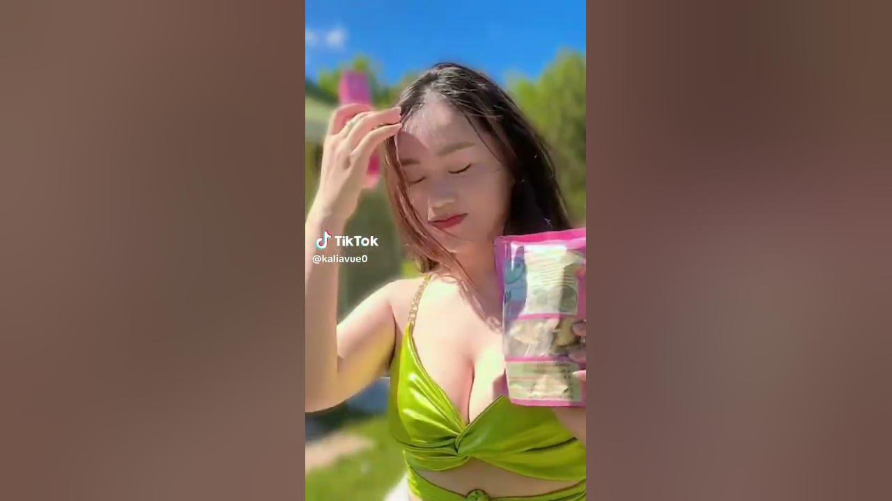 ka lia vwj - YouTube