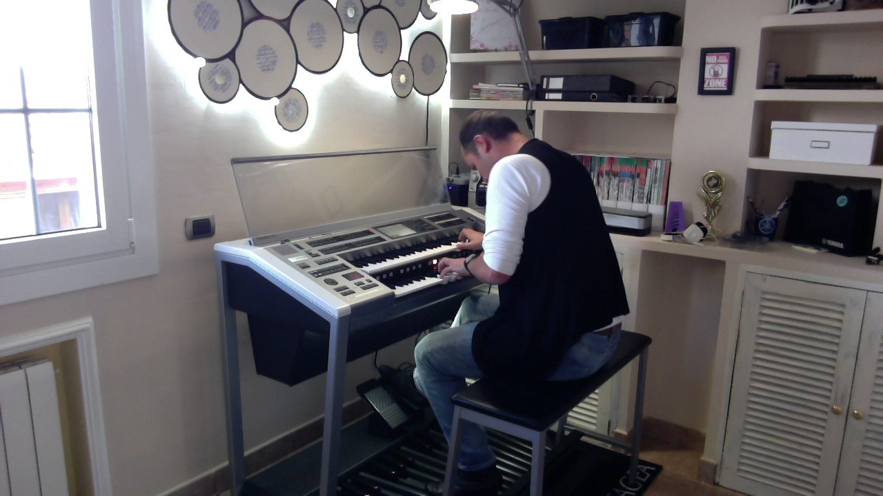 エレクトーン動画コンテスト2017 "Heart of Courage" DAVID BORDON エレクトーン ステージ - YouTube