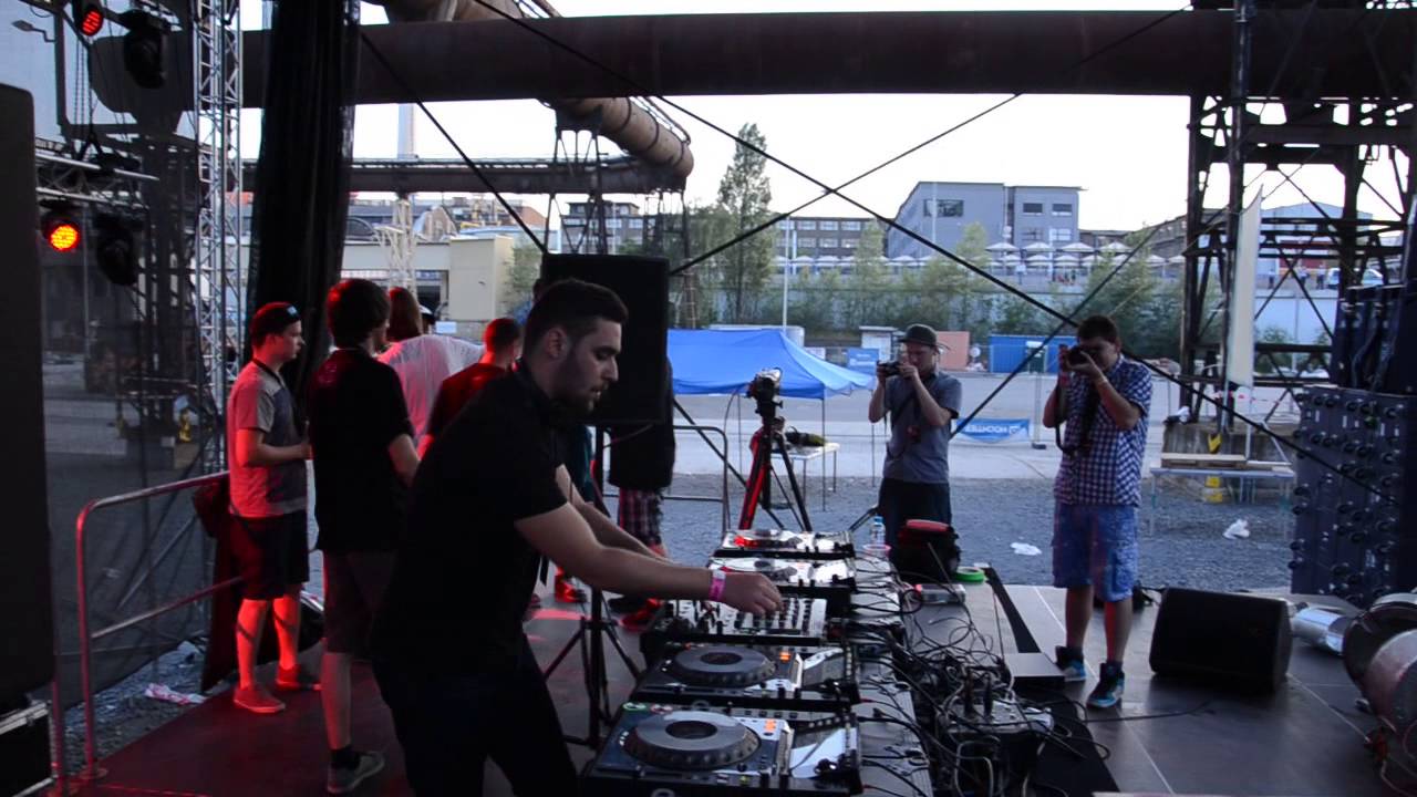 Madface live @ B4L festival, Ostrava, 04-07-2014 - YouTube