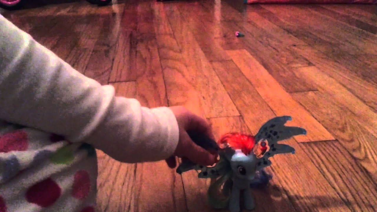 MLP uh oh I stepped on a worm - YouTube