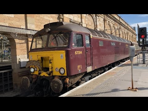 West Coast Railway’s Class 57314(Conwy Castle) 57313(Scarborough Castle ...