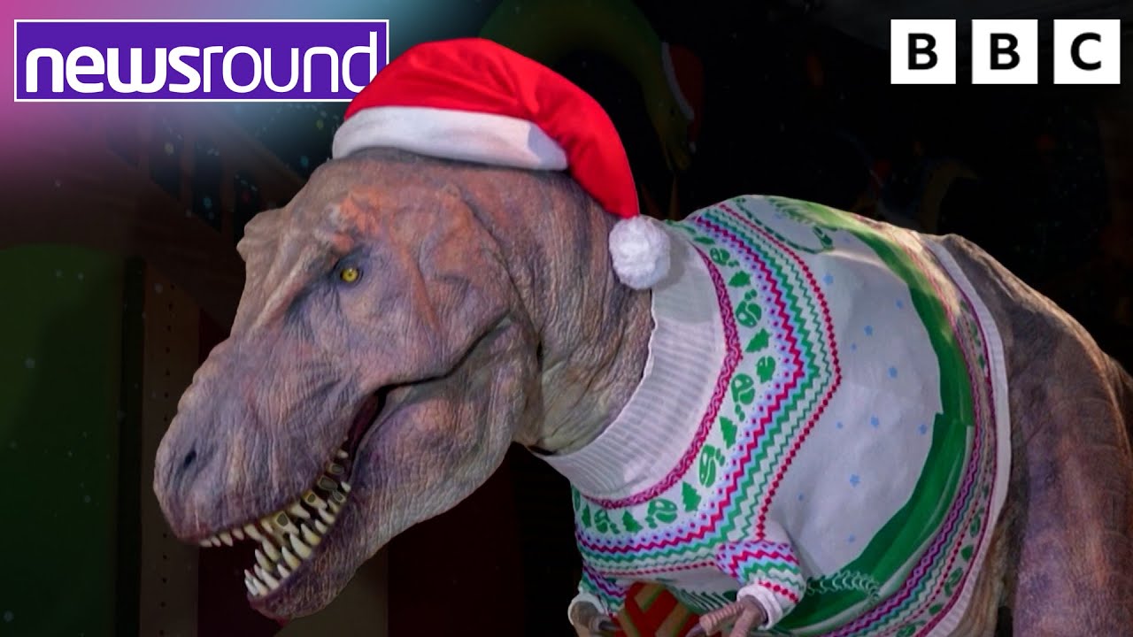 Giant T-Rex in a Christmas Jumper, Kew Gardens Lights and a Gingerbread ...