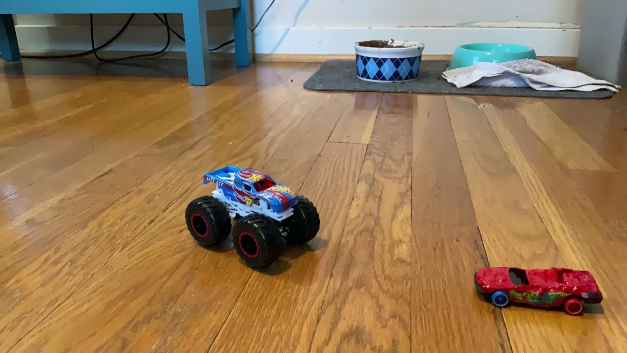 Monster truck stop motion - YouTube