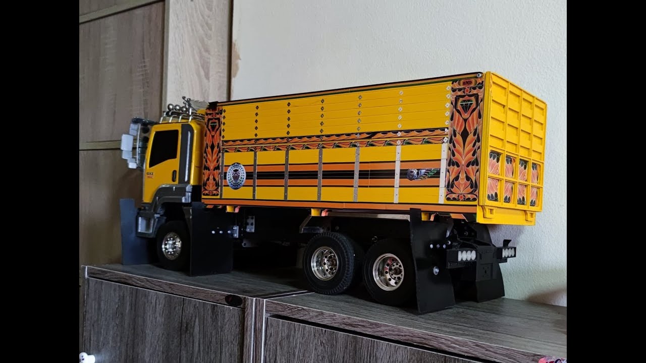 Beautiful Custom Build RC Trucks From Around The World - YouTube