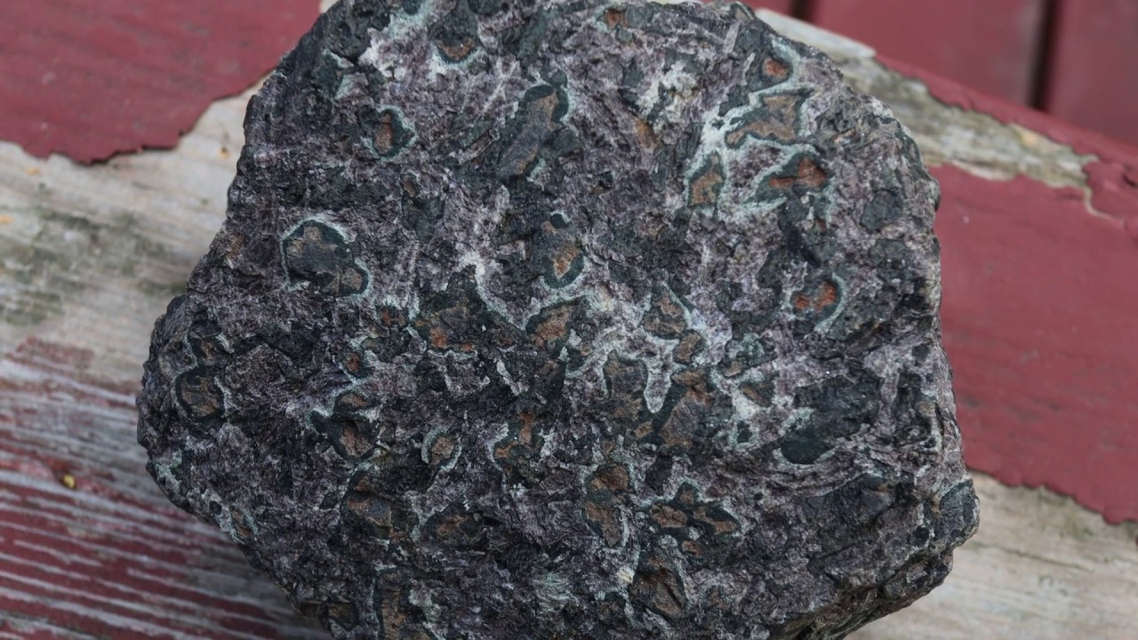 What is this Mexico Rock? - YouTube