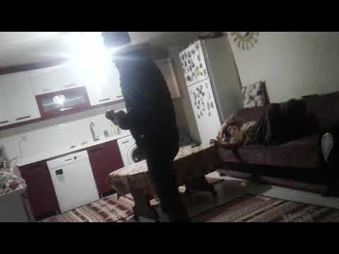 BABAM    COK    BİRA     İCİYOR
