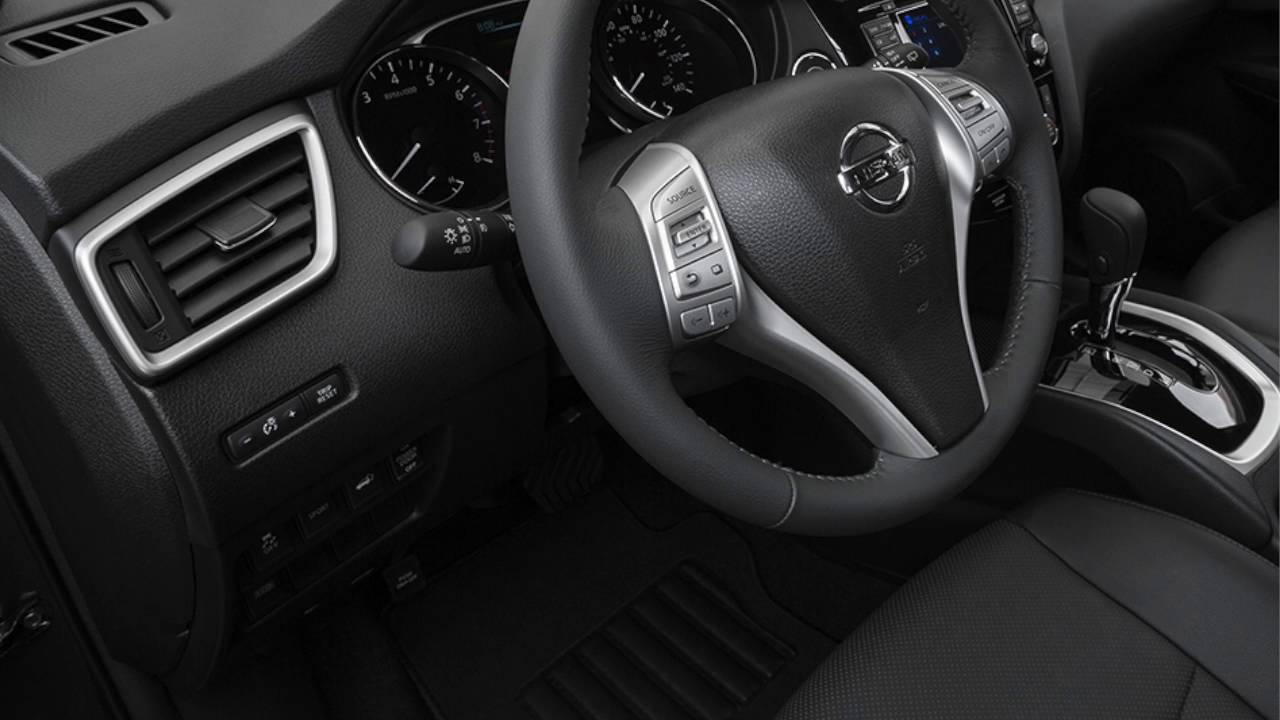 2016 Nissan Rogue’s Vehicle Dynamic Control | Austin - YouTube