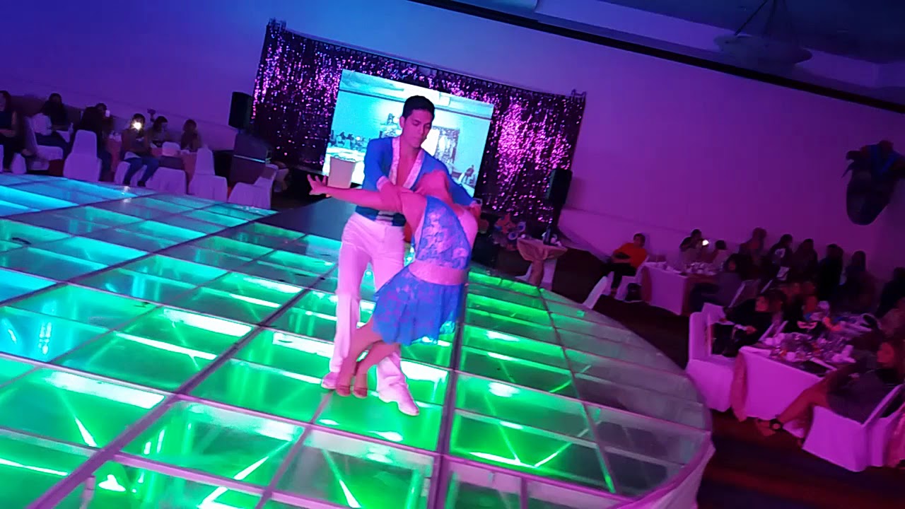 Flow Dancers fly love. - YouTube