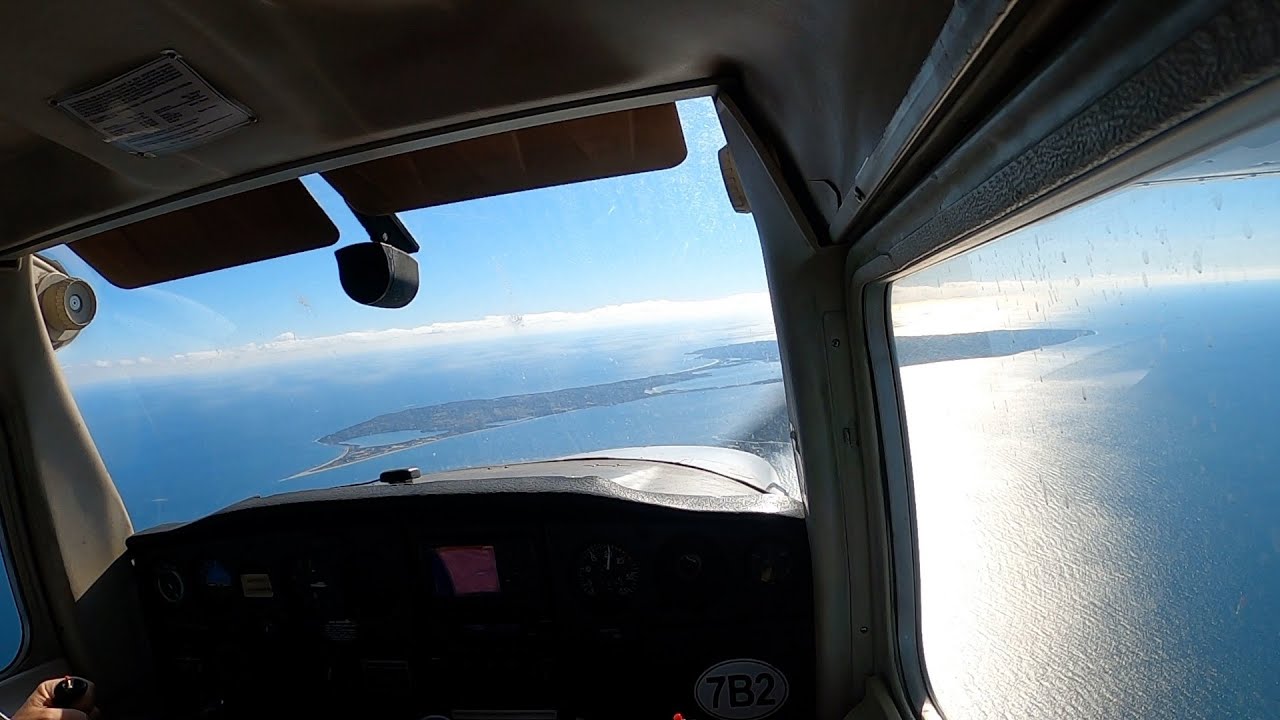 Flight to Block Island #cessna 152 (short clip with Music) - YouTube