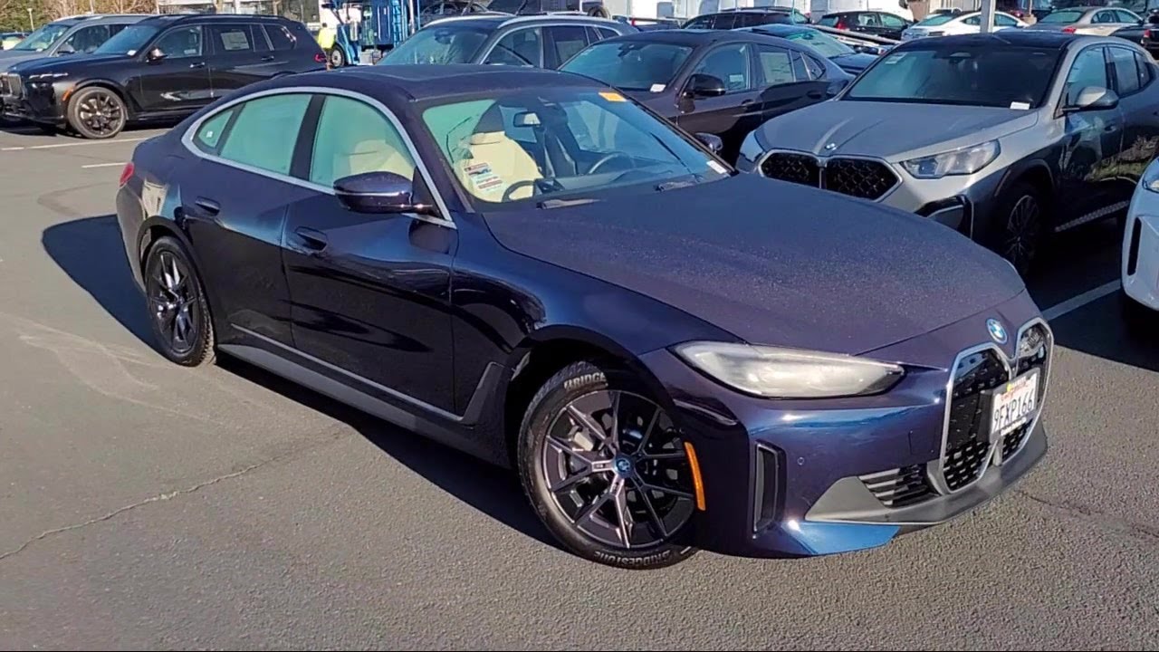 2023 BMW i4 eDrive35 Hatchback Santa Rosa Rohnert Park Petaluma Sebastopol Windsor Cotati - YouTube