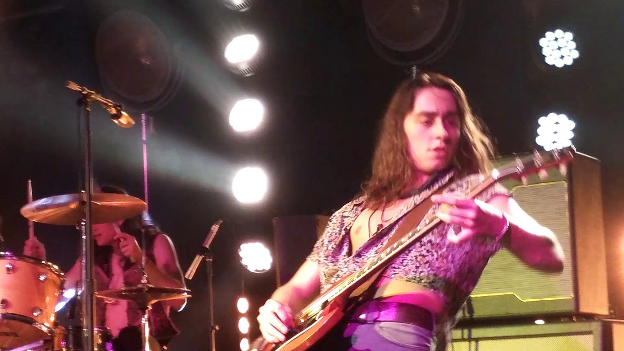 Greta Van Fleet - Flower Power - Live Starland - YouTube