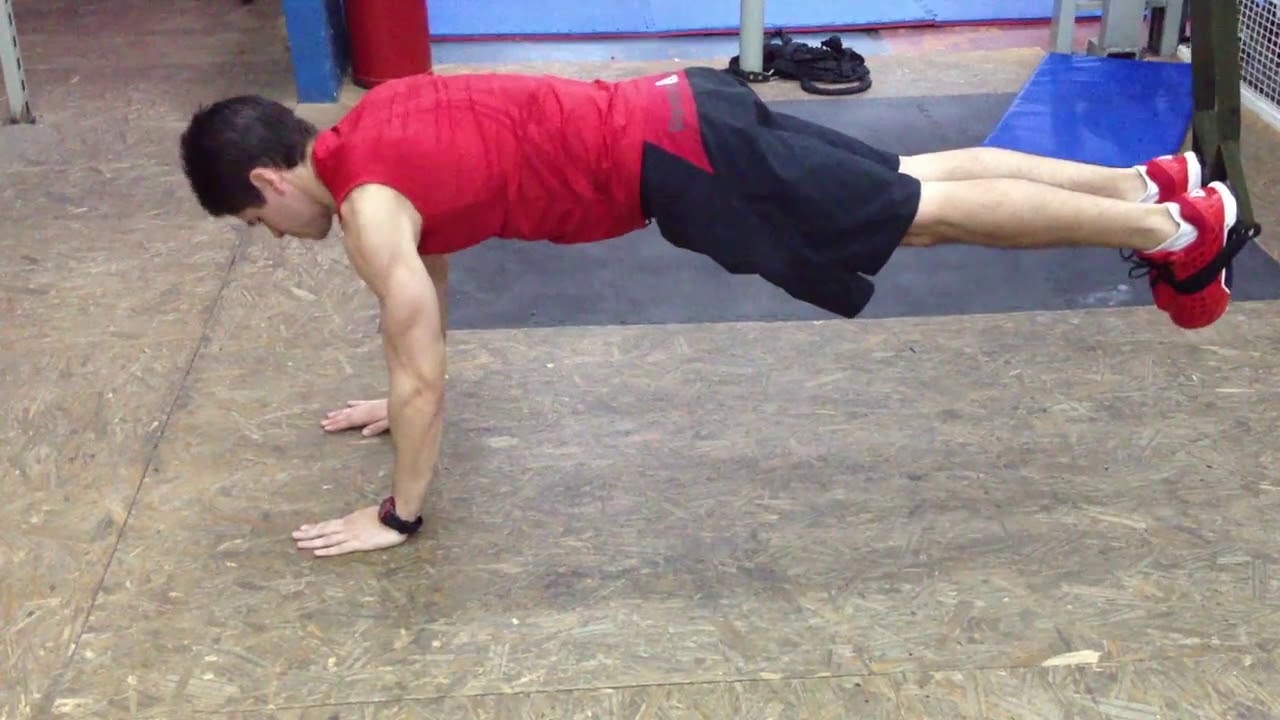 TRX Alternating Grip Push Ups - YouTube