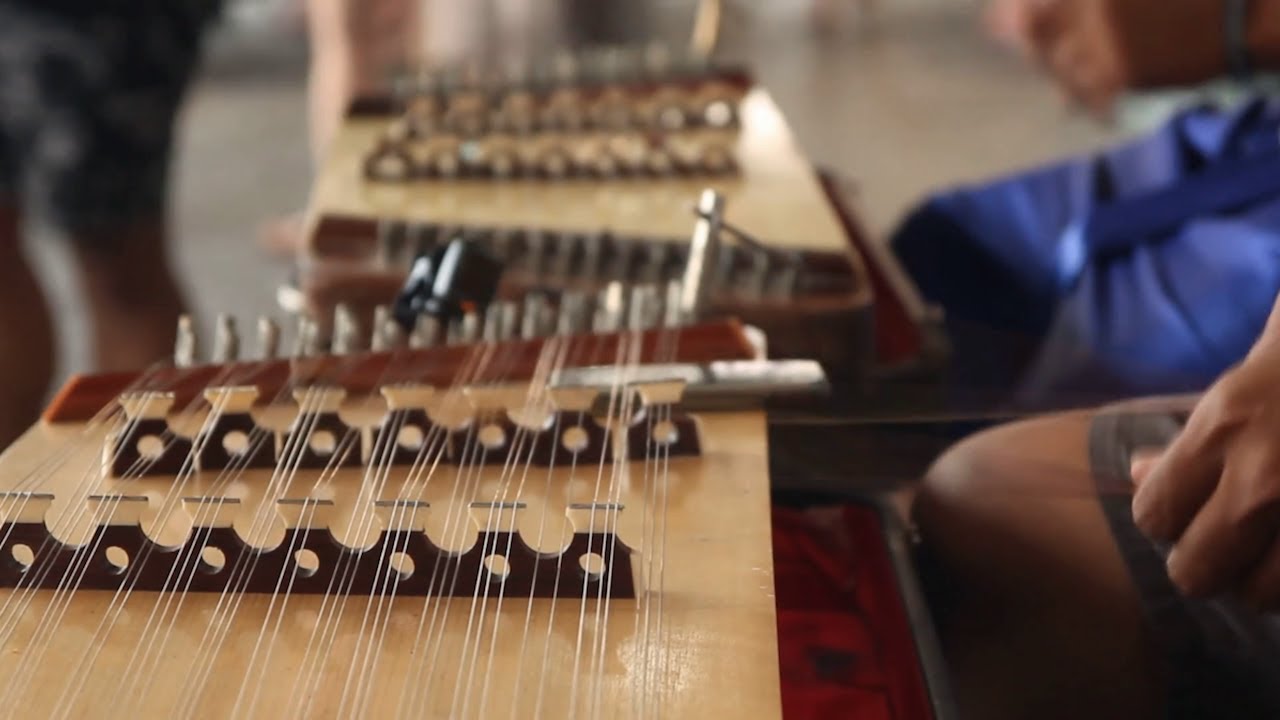 The Kim Traditional Thailand Music Instrument Siam Niramit - YouTube