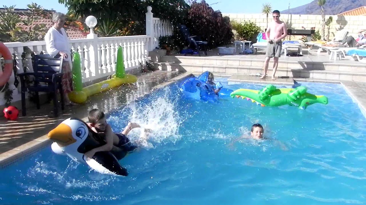 Inflatable animal race - YouTube