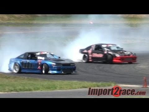2 Nissan 240sx drifting plus a crash background - YouTube