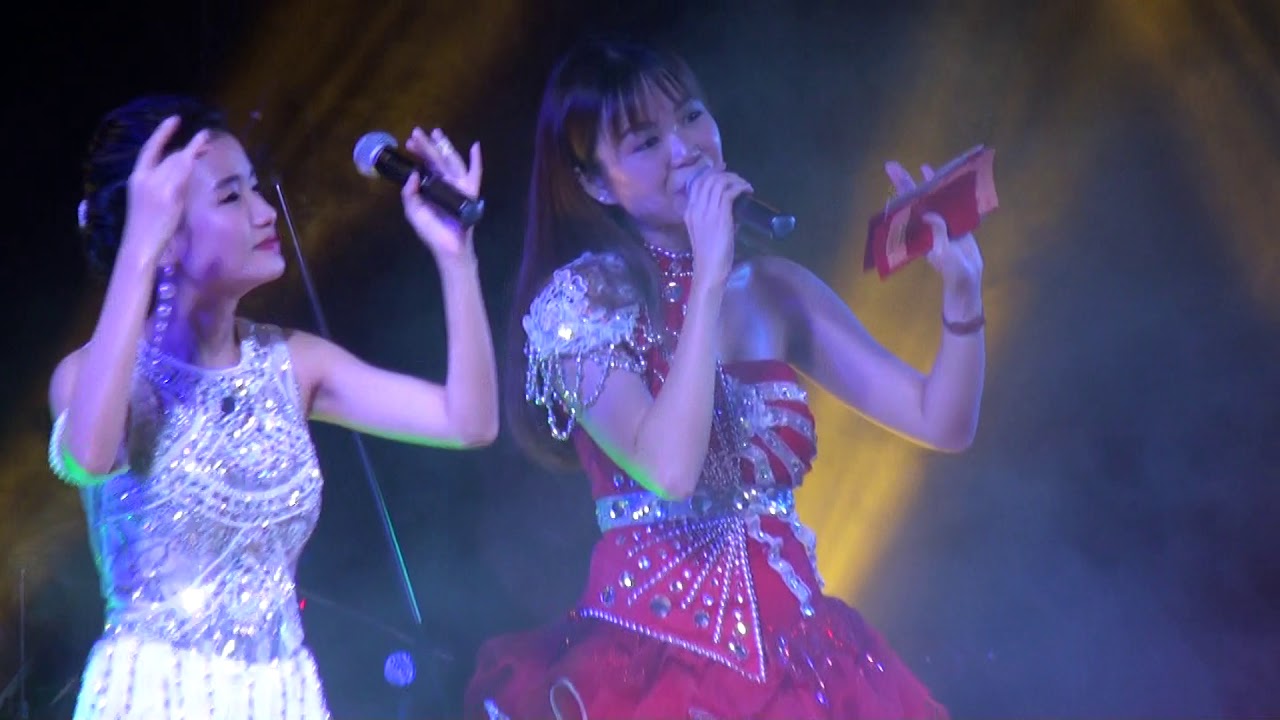 Getai near Blk 1 Defu Lane 10 201019 - YouTube