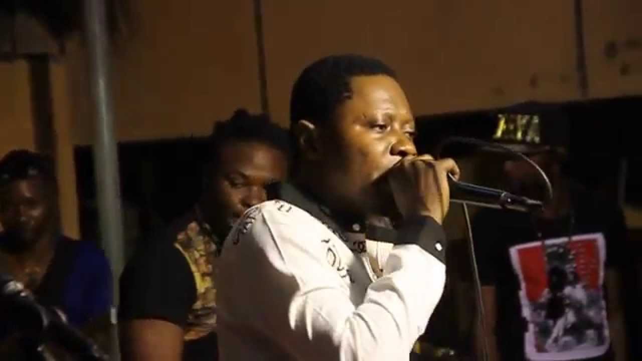 CHRISTIAN BELLA LIVE MSALITI &MALAIKA - YouTube